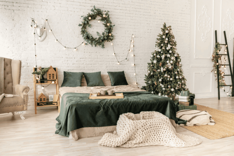 21 Inspiring Airbnb Decorating Ideas For Christmas - Landmark Hosts